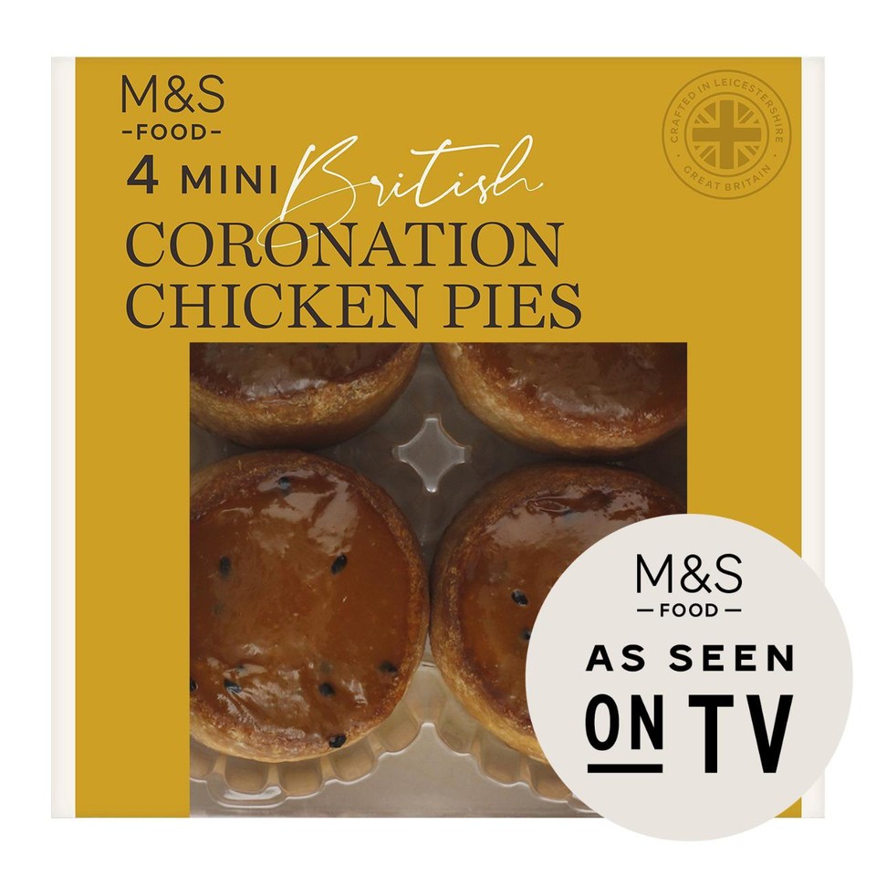 M&S 4 Mini Coronation Chicken Pies - Ocado