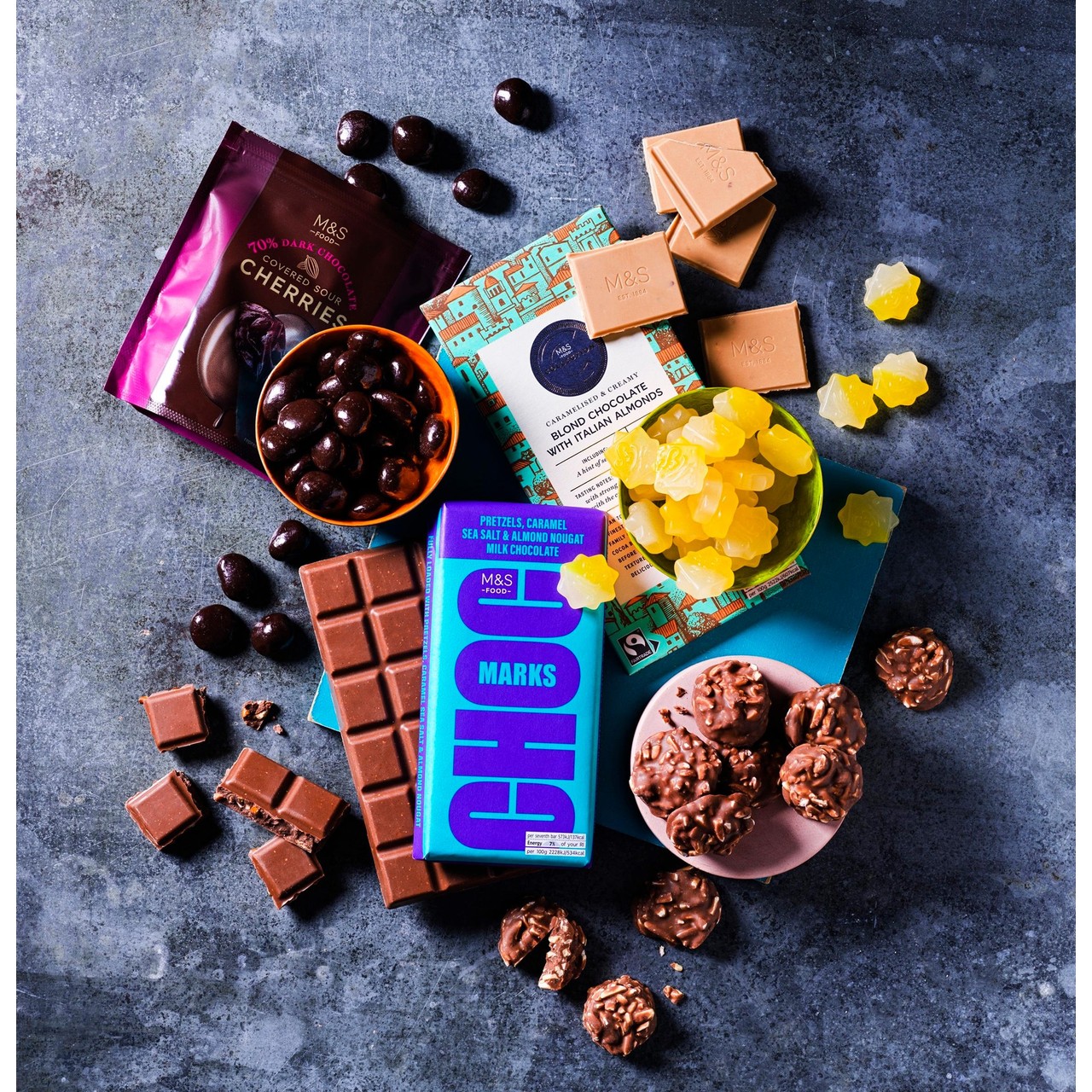 M&S Swiss Hazelnut & Milk Chocolate Nutty Clouds - Ocado